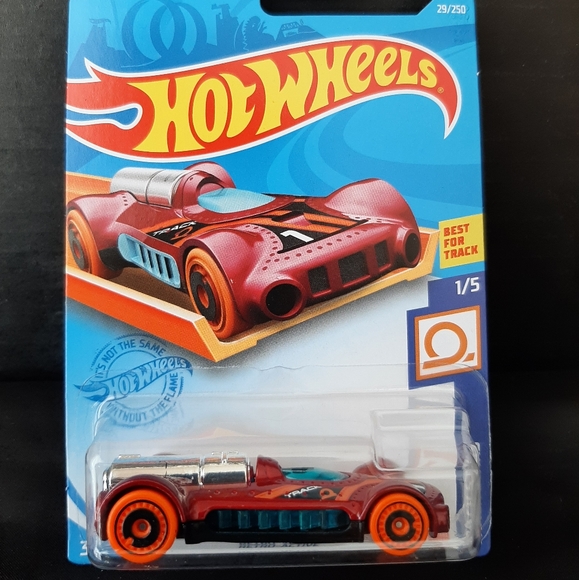 Mattel | Toys | Hot Wheels Retroactive 22 Track Stars Collection Best ...